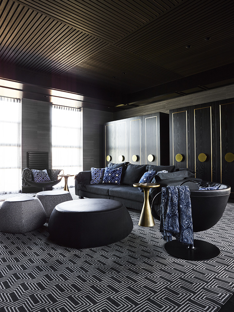 VICTORIAN COUNTRY HOUSE - Greg Natale